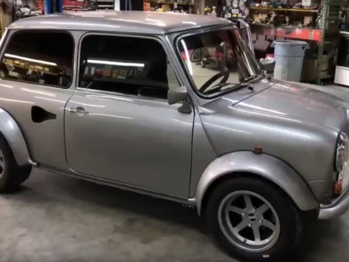 Classic Mini Super Cooper S Vtec V6 & 450whp J35 V6 VTEC Mini Cooper ...